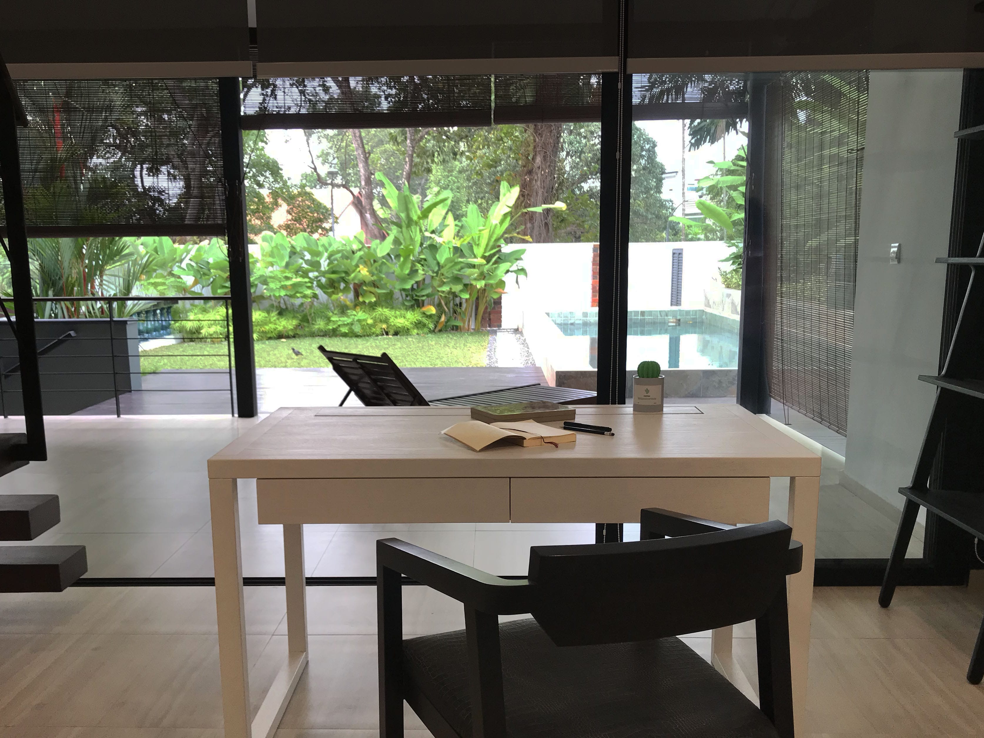 8 Ways to Customize Your Desk | HomeShake About Furniture blog